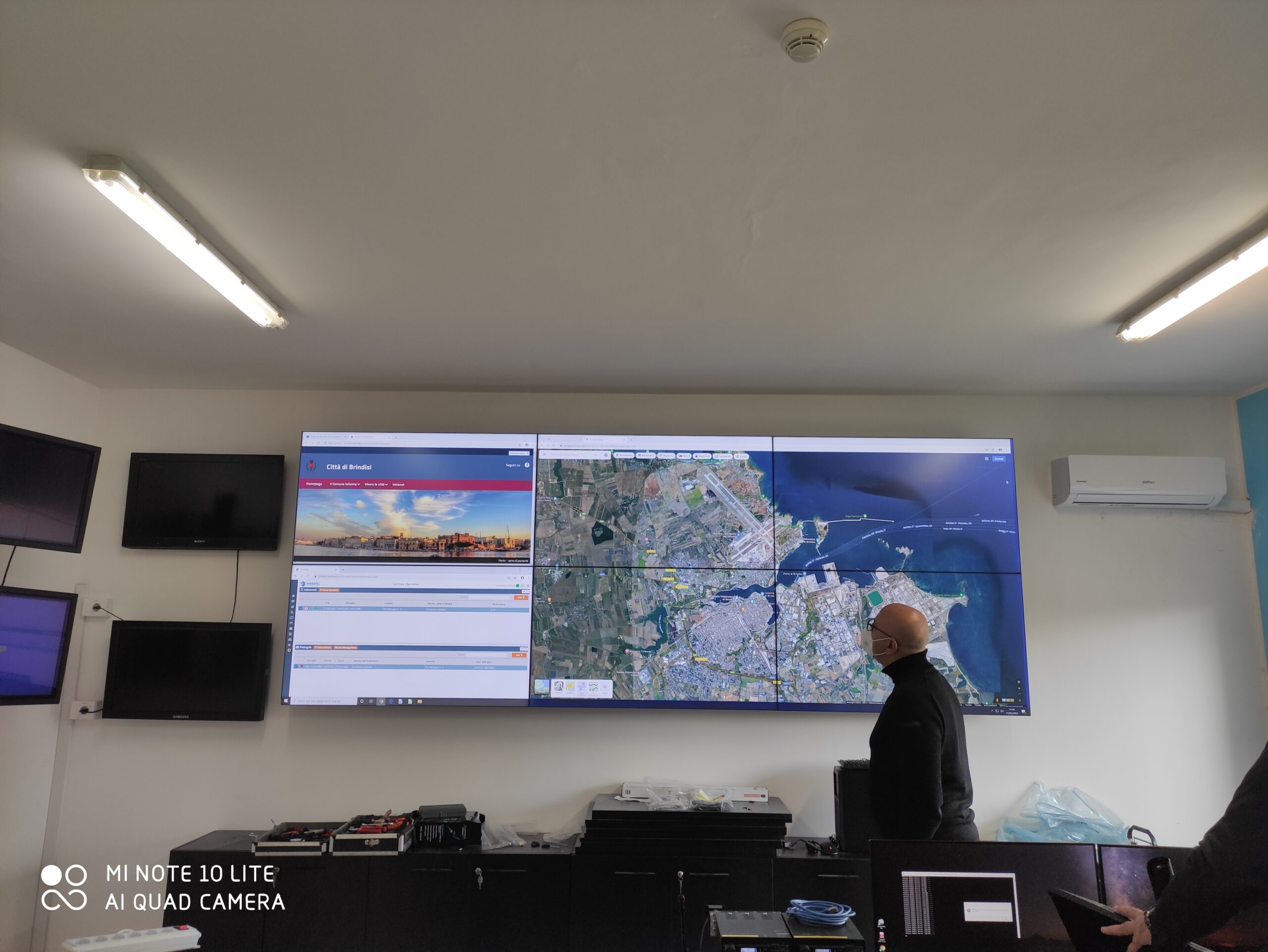 Sala operativa super tecnologica e multe sul tablet: la Polizia locale ...