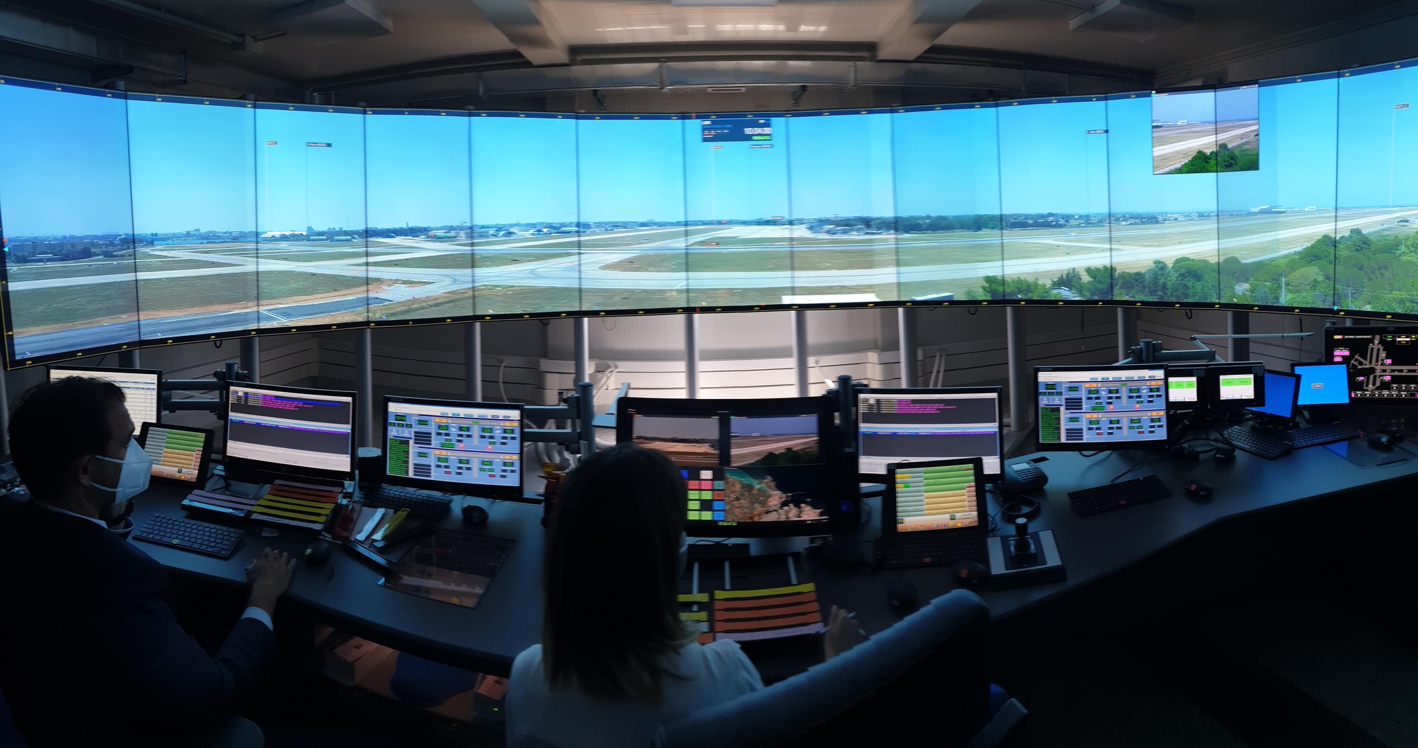 La prima torre di controllo digitale italiana nell'aeroporto di ...